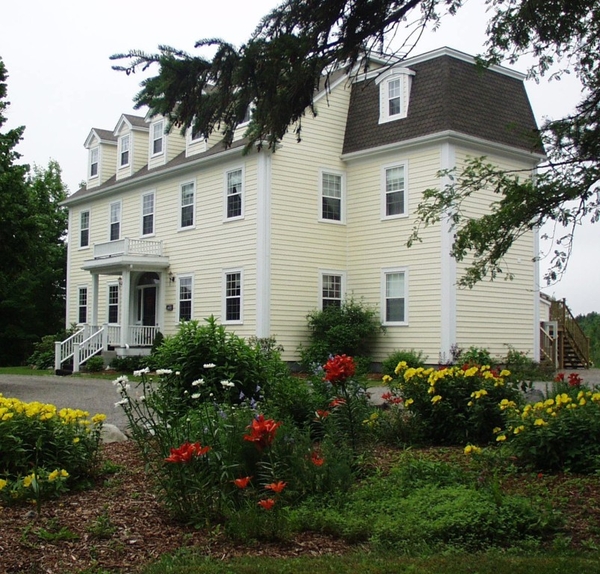 DesBarres Manor Offers Special Dining Credit for Perfect Nova Scotia ...