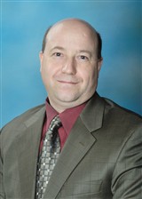 Douglas R. Ness Showcases Professional Brand through Cambridge Who's Who