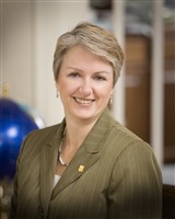 Cindy Soltis-Stroud Honored for Excellence in Auction Services