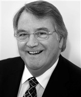 Brian Dive Receives Professional Networking Community's Highest Honor