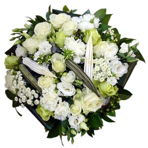 Win Her Over From Afar With Romantic Flowers for Women's Day from ...