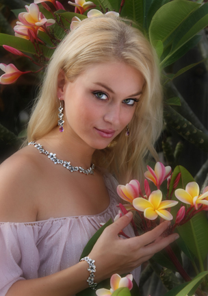Award-Winning Maui Jewelry Designer Danny Bushart to Show his Romantic ...