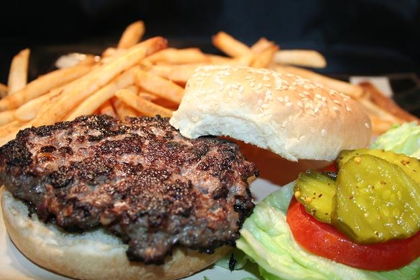 Fort Worth Family Restaurant Swarmed by Angry Birds