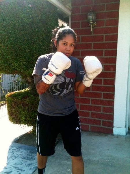 Mexican Might: Celene Roman Reignites Women's Boxing in Pro-Debut