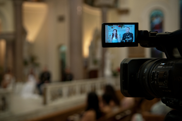 Videographer in Tampa Reveals HD Big Screen Projector Services