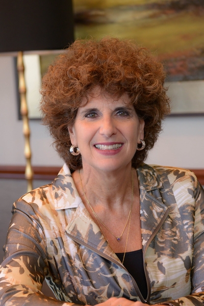 Caroline Gilchrist Named One of Indiana's Top 25 Women in Law for 2016