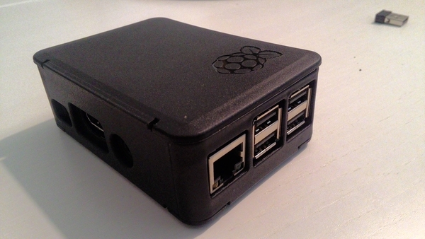 Is it Possible to Run a Web Server in a Raspberry like a Dedicated ...