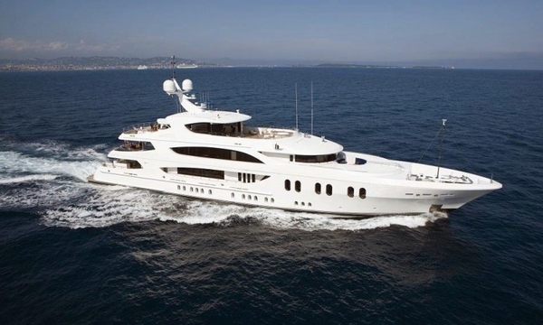 Fraser Yachts Showcases Spectacular Yachts in its Charter Fleet