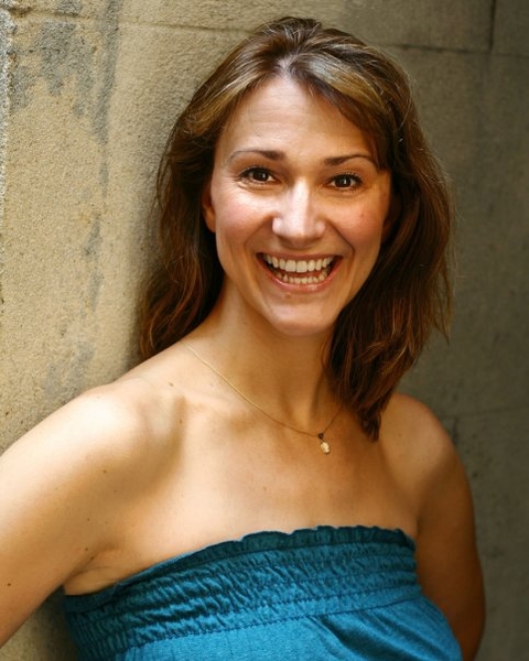 Singer-Songwriter Angela C. Howell Performs Holiday Concerts