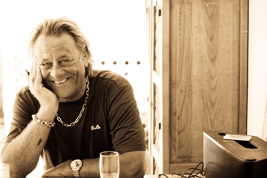 Brian Howe, English Rock Singer & Writer, Formally of Bad Company and ...