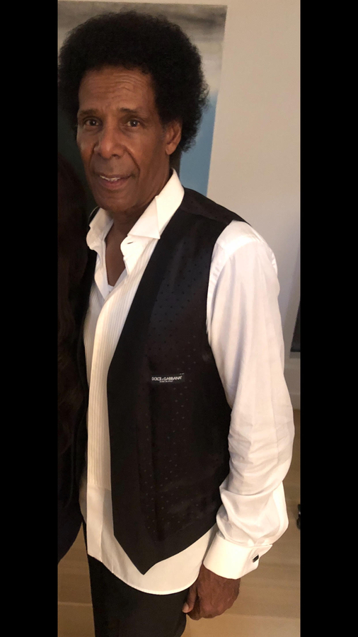 MoJo Global Arts Signs Creative Partnership with Basketball Icon Pee ...