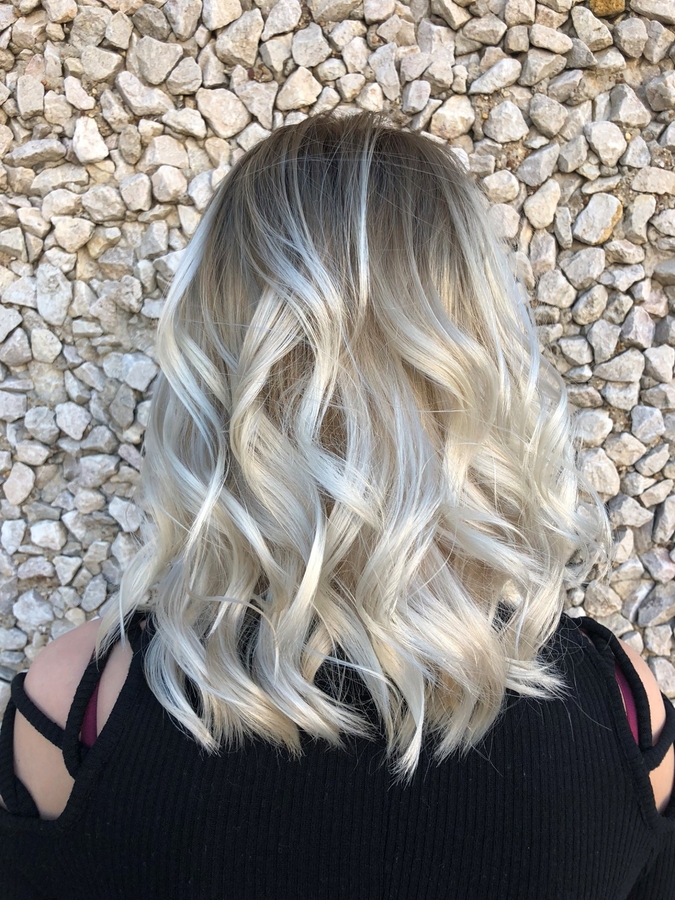 Stylist Shelby Rae Excels at Salon & Spa Galleria in Weatherford, Texas